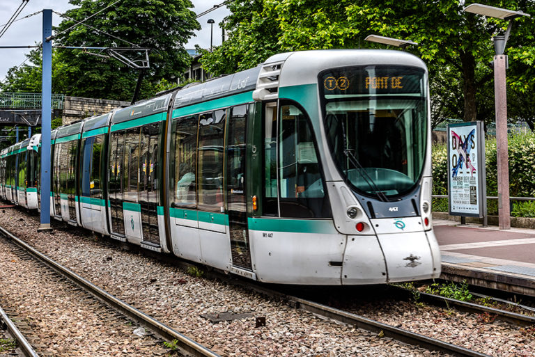 Investissement : les affaires à saisir le long du tramway T2 - Ace Crédit